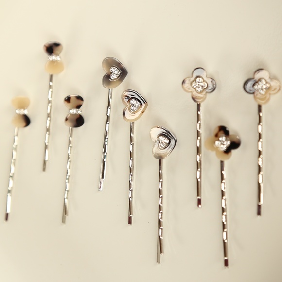 LOOK AROUND | Accessories | 3nwt Tortoise Shell Rhinestones Gold Bow ...